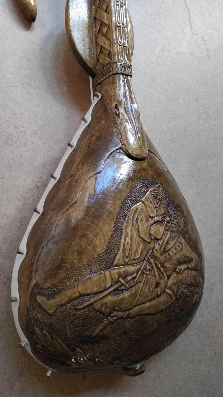 Gusle with an eagle (Njegoš, The Kosovo Maiden) | Gusle.me ...