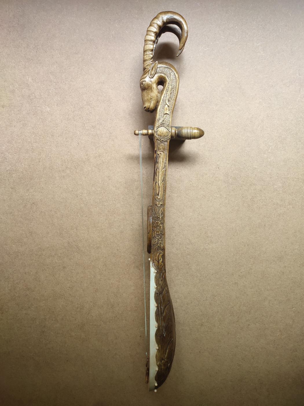 Gusle sa kozom (Njegoš, Marko Miljanov) | Gusle.me - prodaja gusala ...