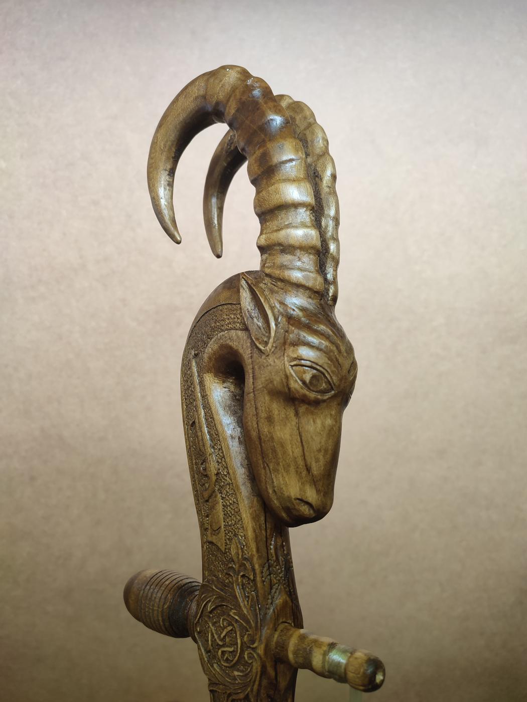 Gusle sa kozom (Njegoš, Marko Miljanov) | Gusle.me - prodaja gusala ...