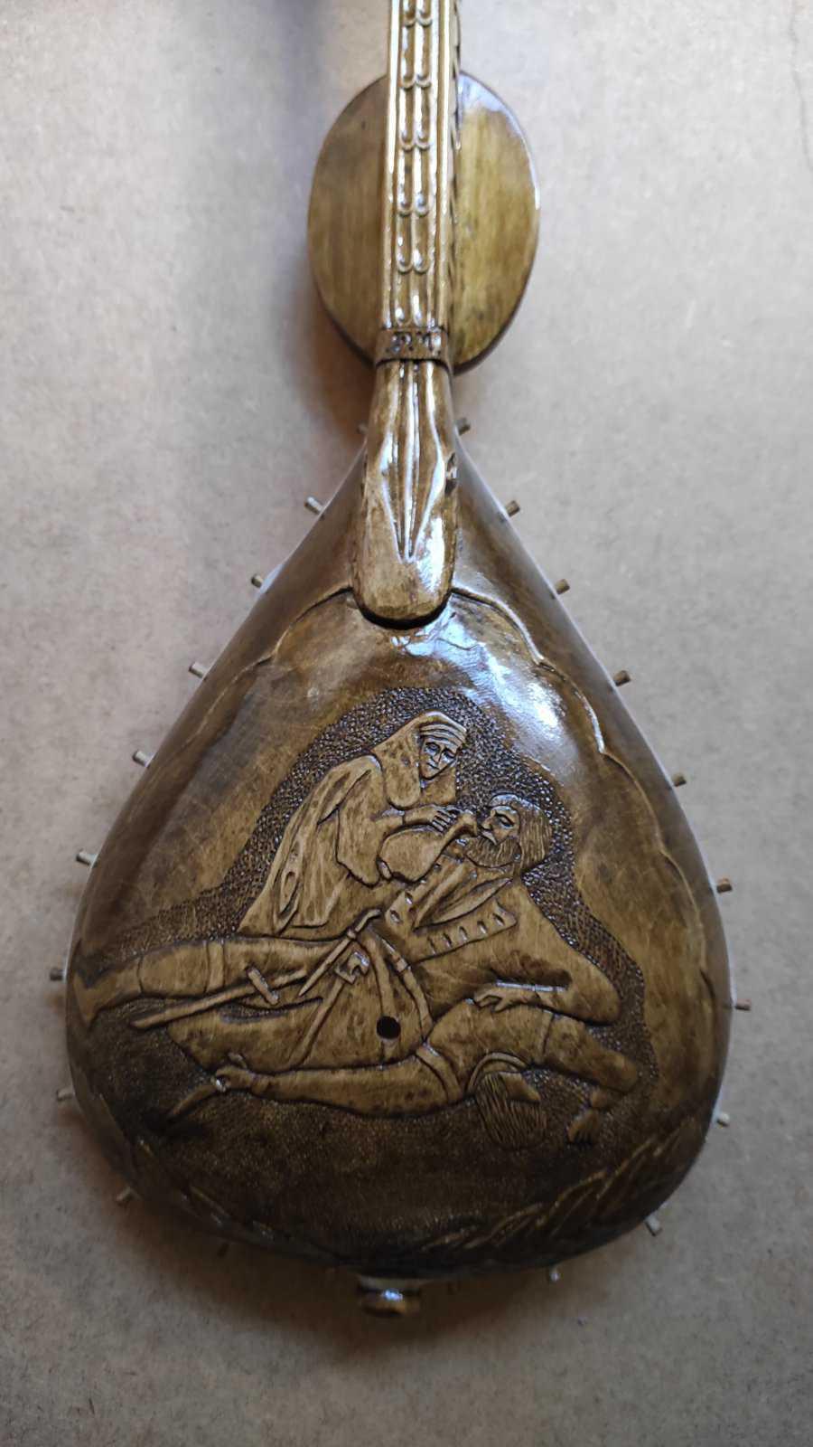 Gusle with an eagle (Njegoš, The Kosovo Maiden) | Gusle.me ...