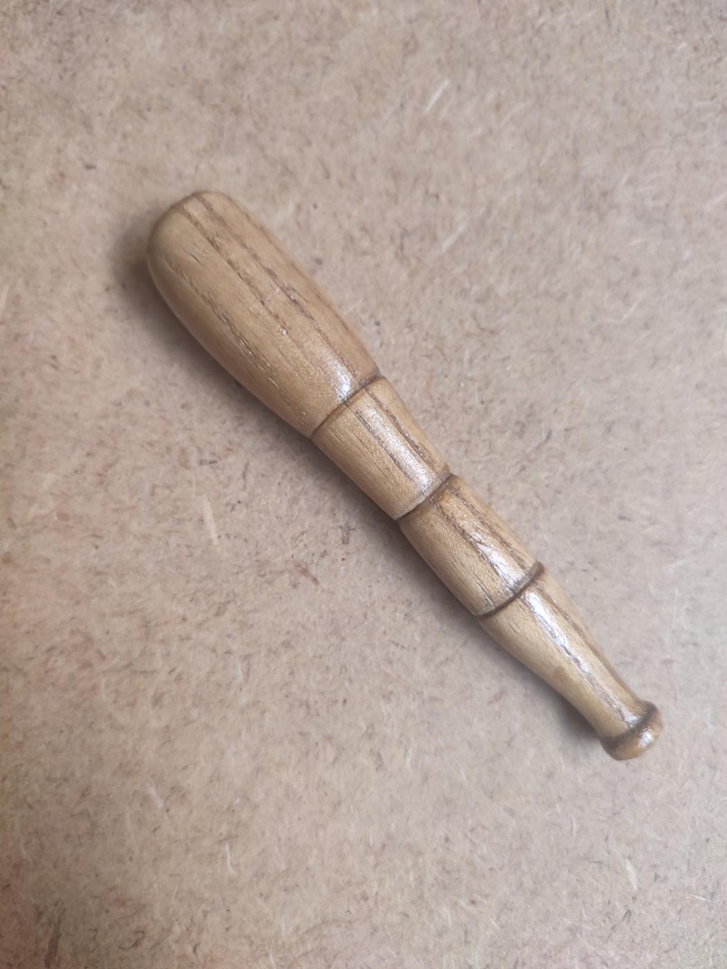 Tobacco box with wood carving (gusle on the lid) | Gusle.me ...