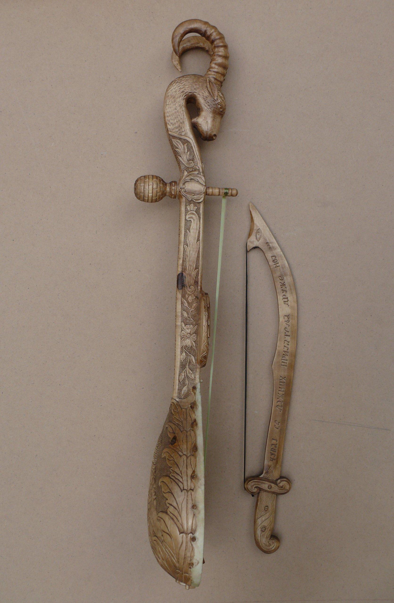 Gusle sa kozom | Gusle.me - prodaja gusala, Crna Gora & inostranstvo